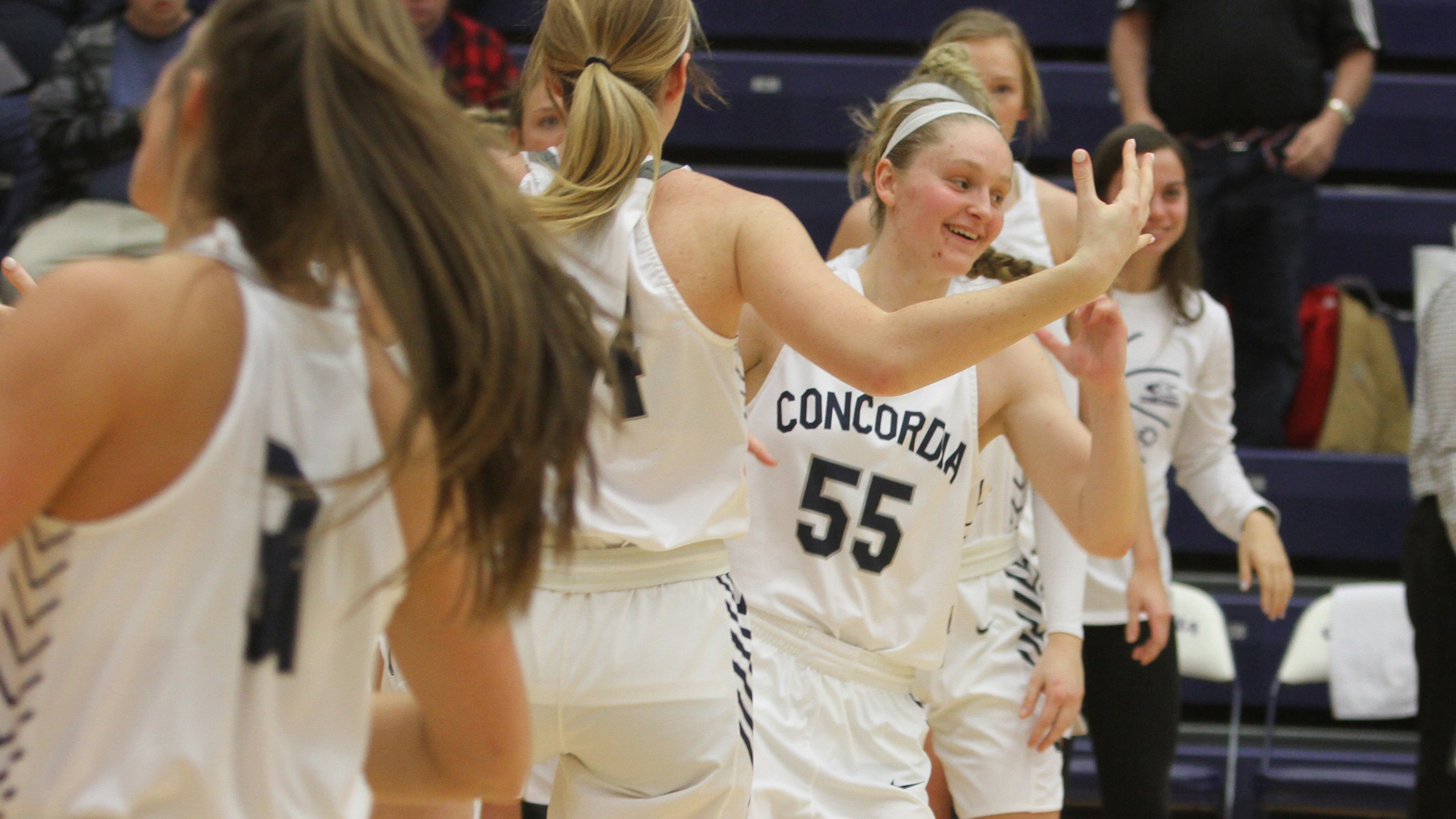 Bulldogs pull away from Northwestern behind Barry, Helman :: Women's ...