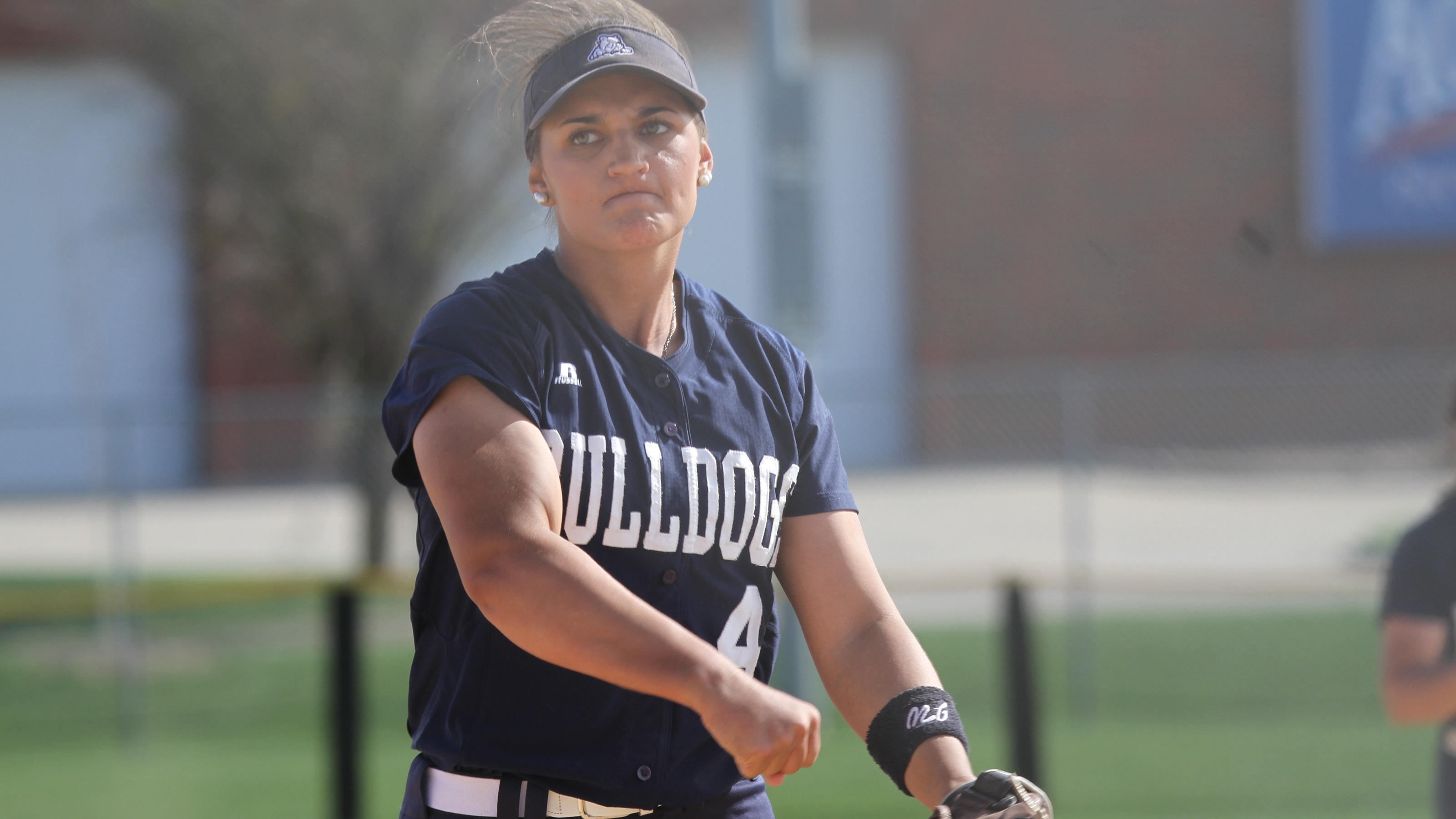 Pitchers dominate in split at Hastings :: Softball :: Concordia ...