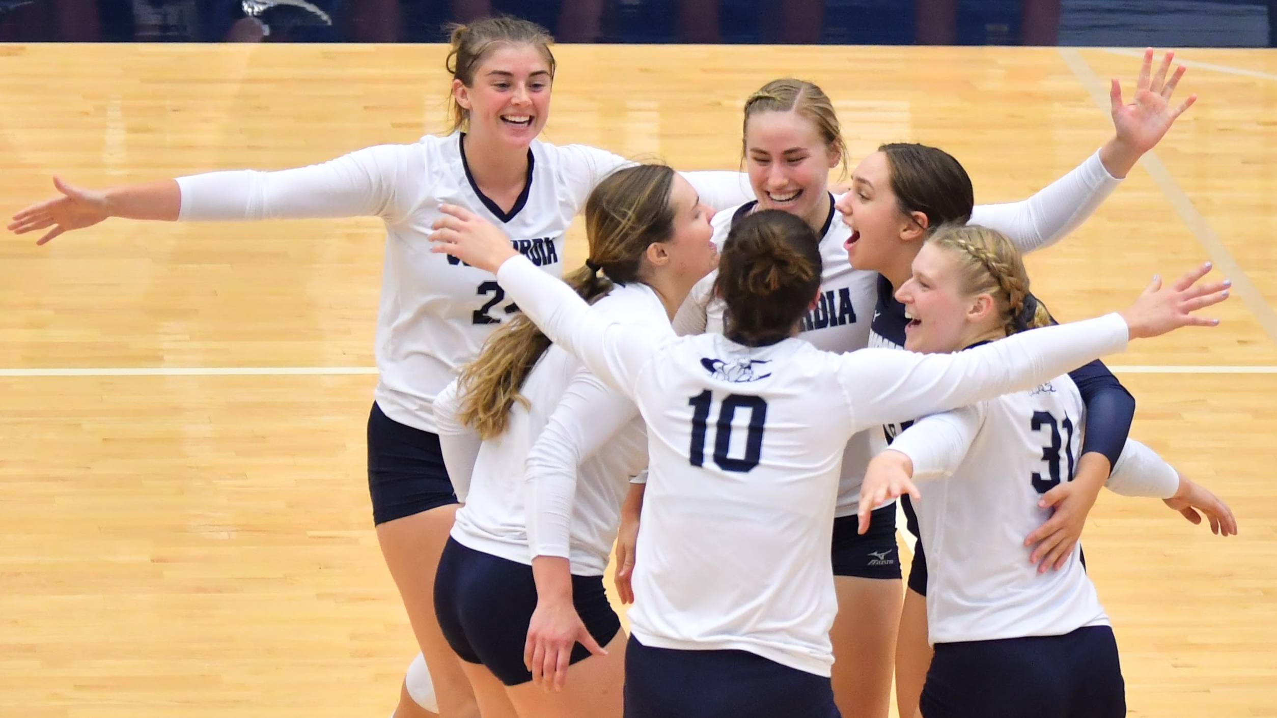 Eighth-ranked Bulldogs make statement with sweep of No. 13 CSM ...