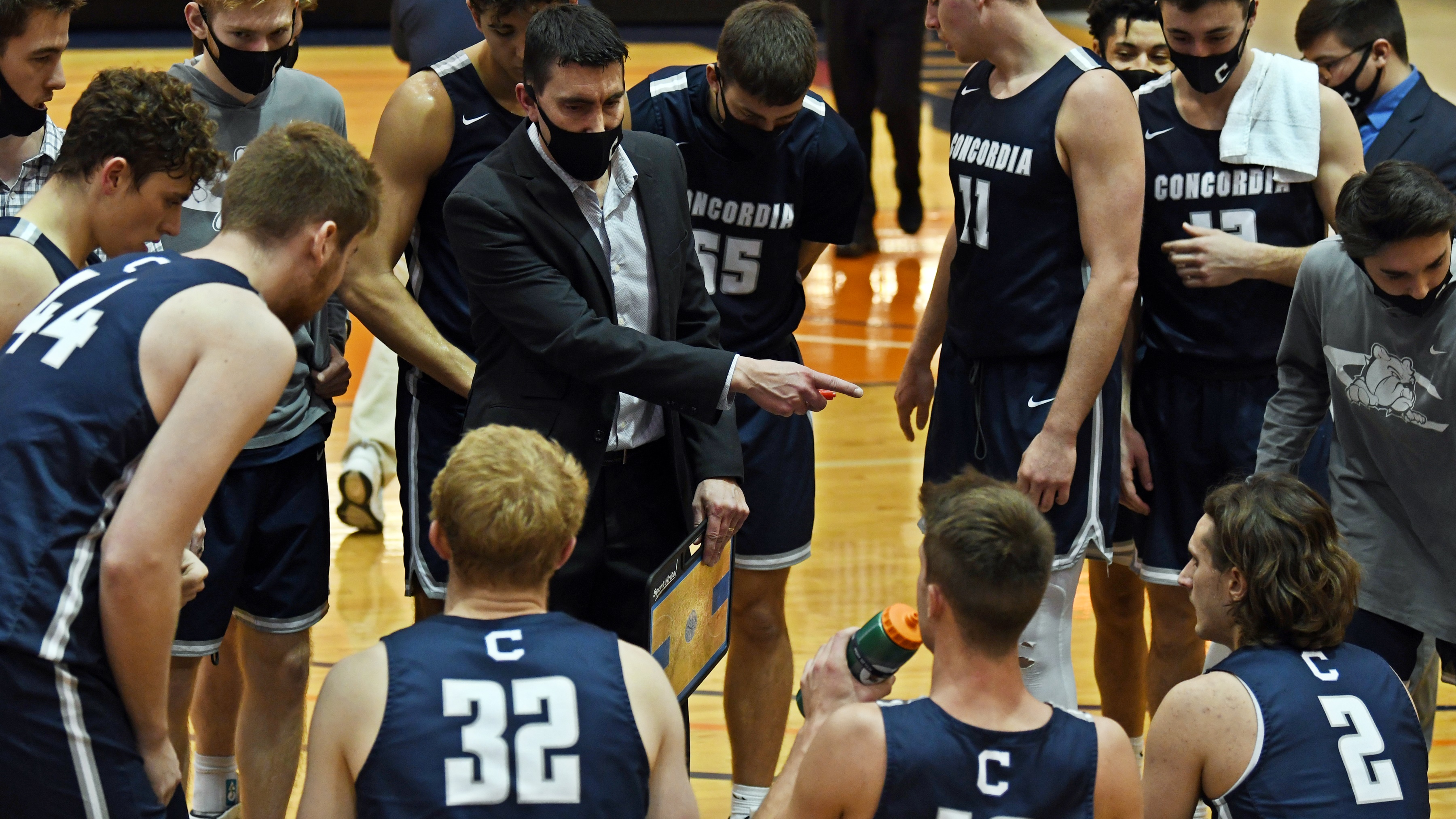Dawgs let one get away in GPAC meat grinder at Jamestown :: Men's ...