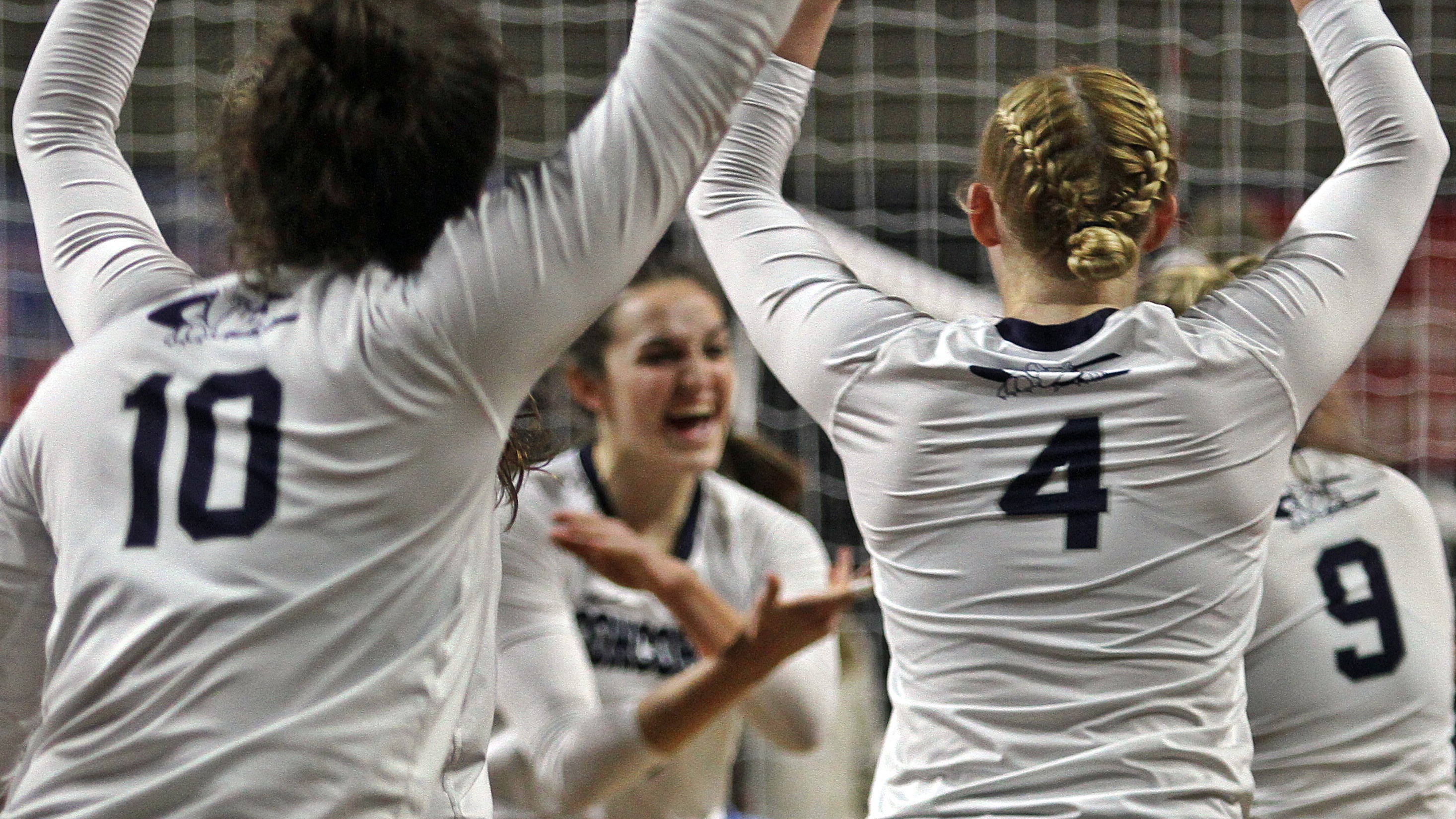 Dawgs hit .424 in making quick work of Doane :: Volleyball :: Concordia ...