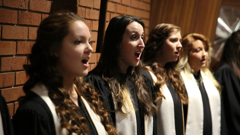 Concordia's Cantamus Women's Choir leads Vespers :: Concordia ...