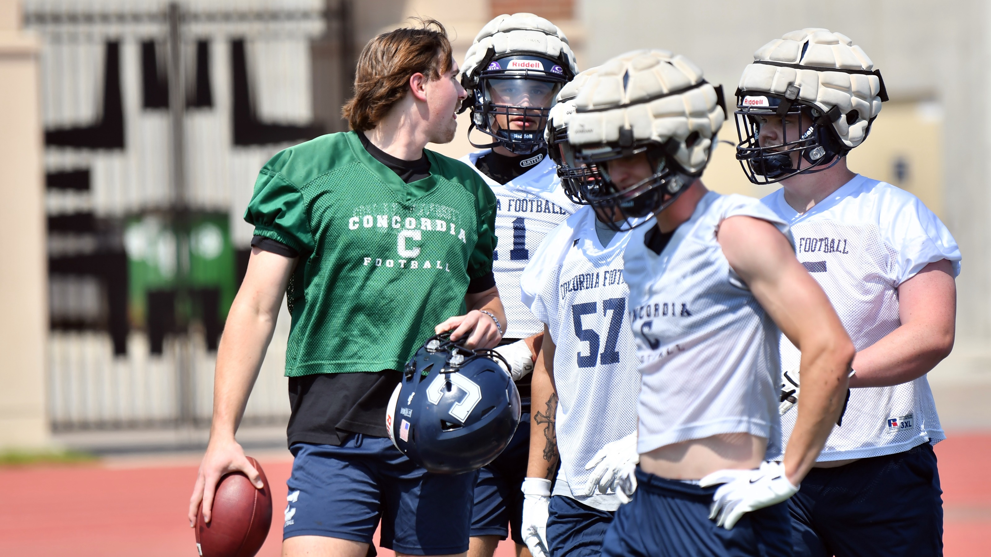 Bulldogs ranked in preseason for first time since 2002, open 2025 at No ...