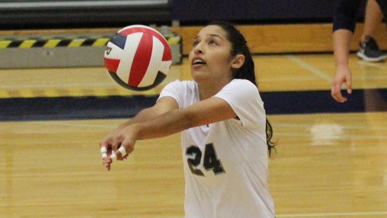 Garcia tops 1,500 career digs in battle with Doane :: Volleyball ...