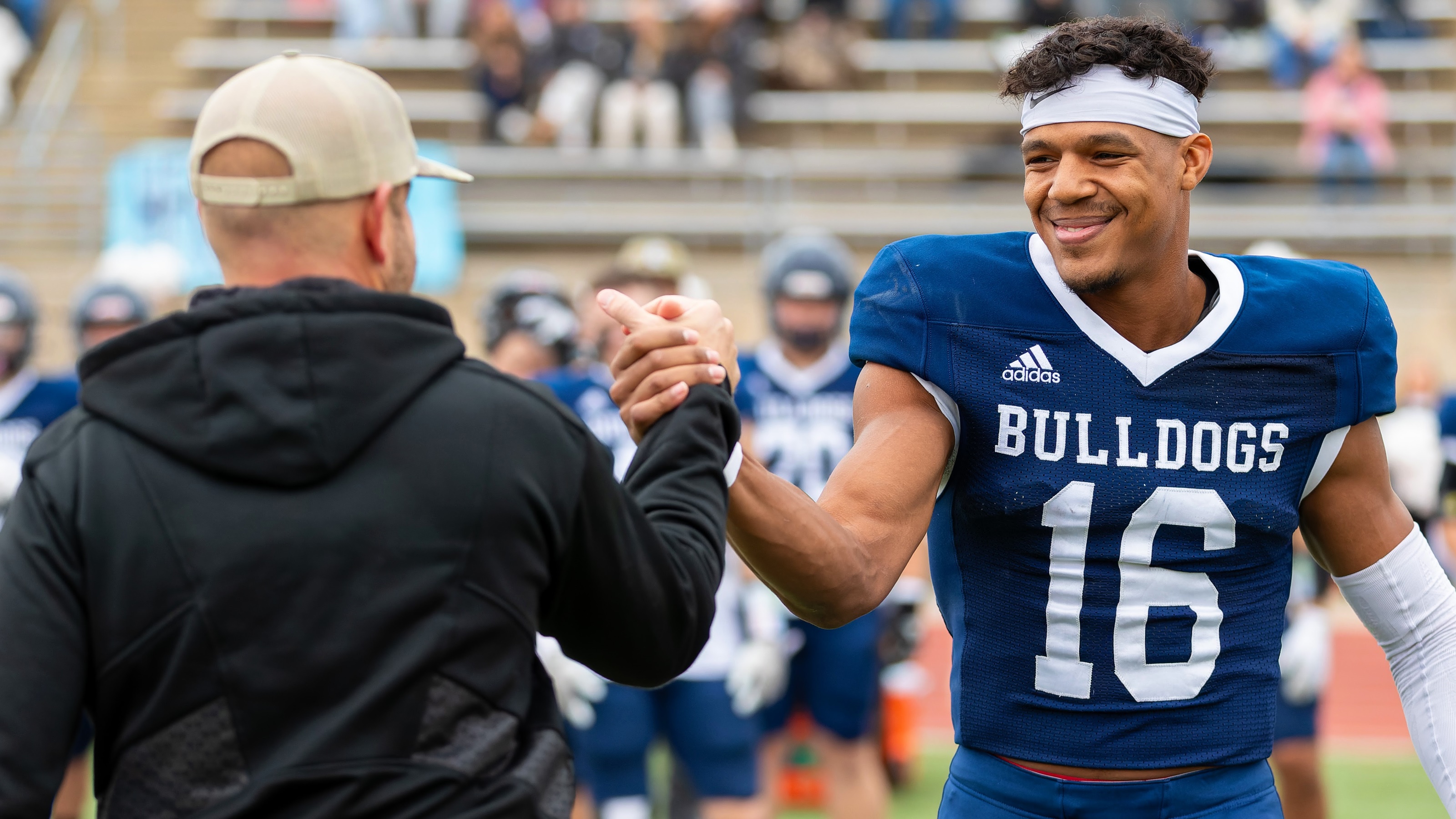 Resilient Dawgs overcome turnovers, celebrate senior day win ...