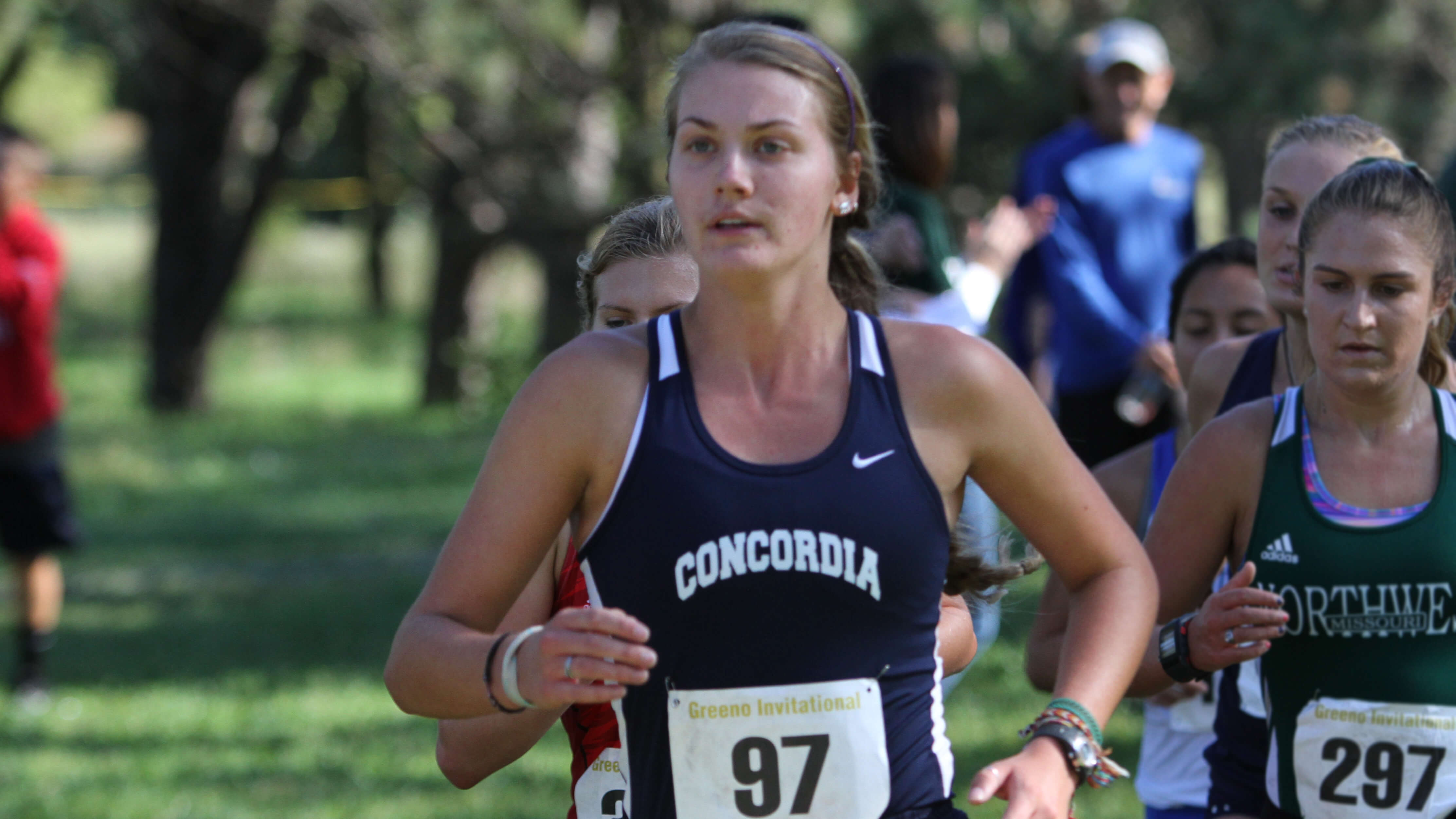 Unlikely contributors make women's cross country a national contender ...