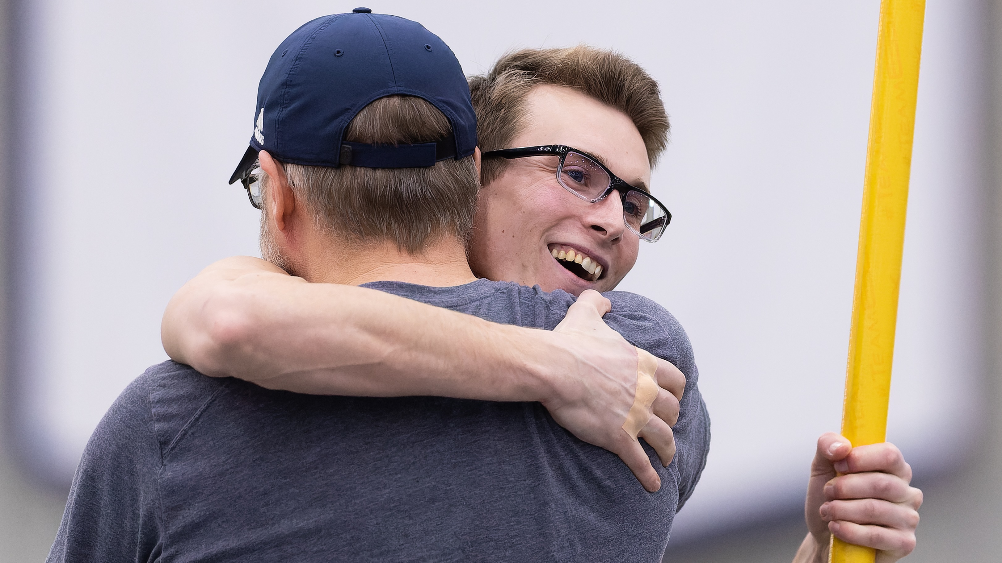 Zohner recognized with National Athlete of the Week award by USTFCCCA ...