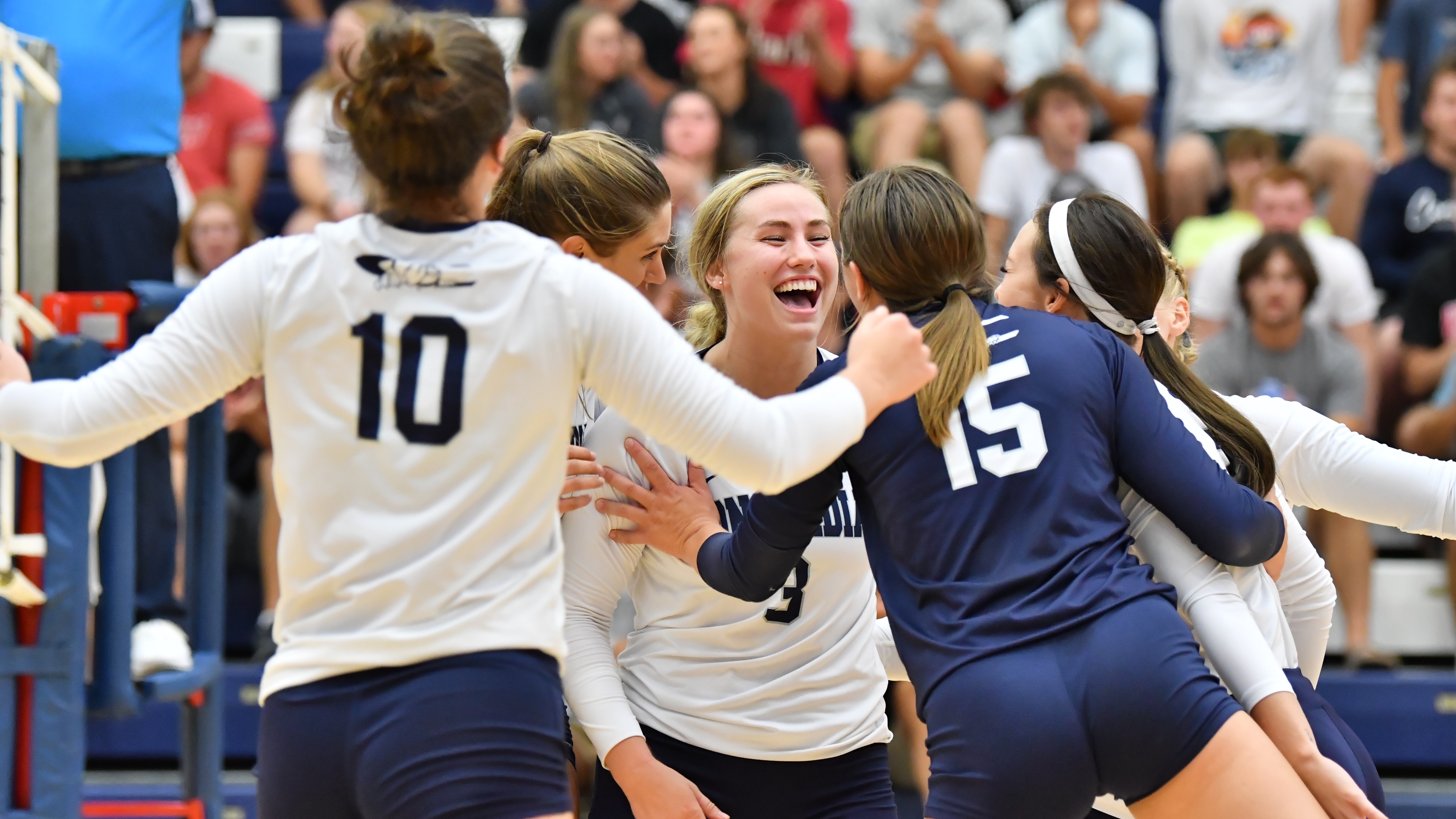 Balance, power on display as Dawgs move to 4-0 :: Volleyball ...