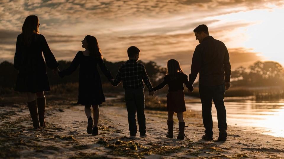Family Life Education: Strengthening Interfamily Relationships ...