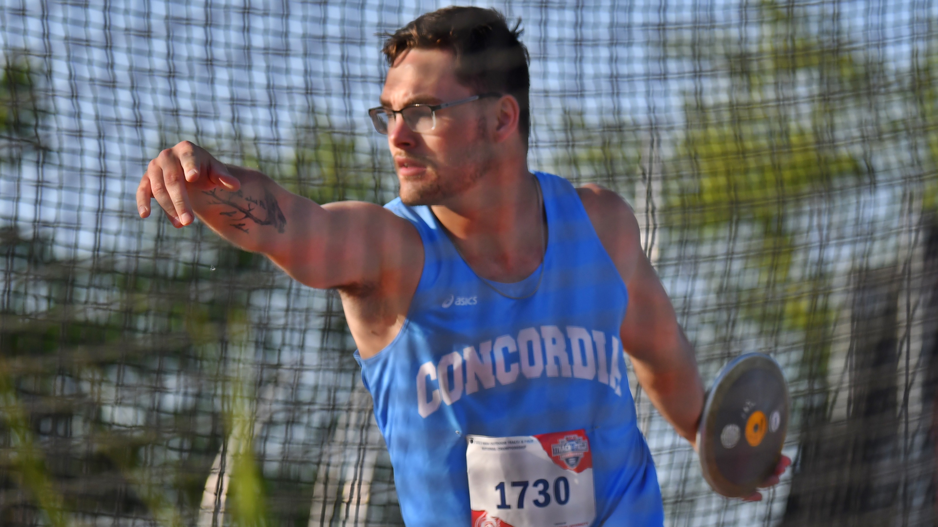 NAIA Day 2: Women's 4x4 stars, Rozelle crashes discus All-America ...