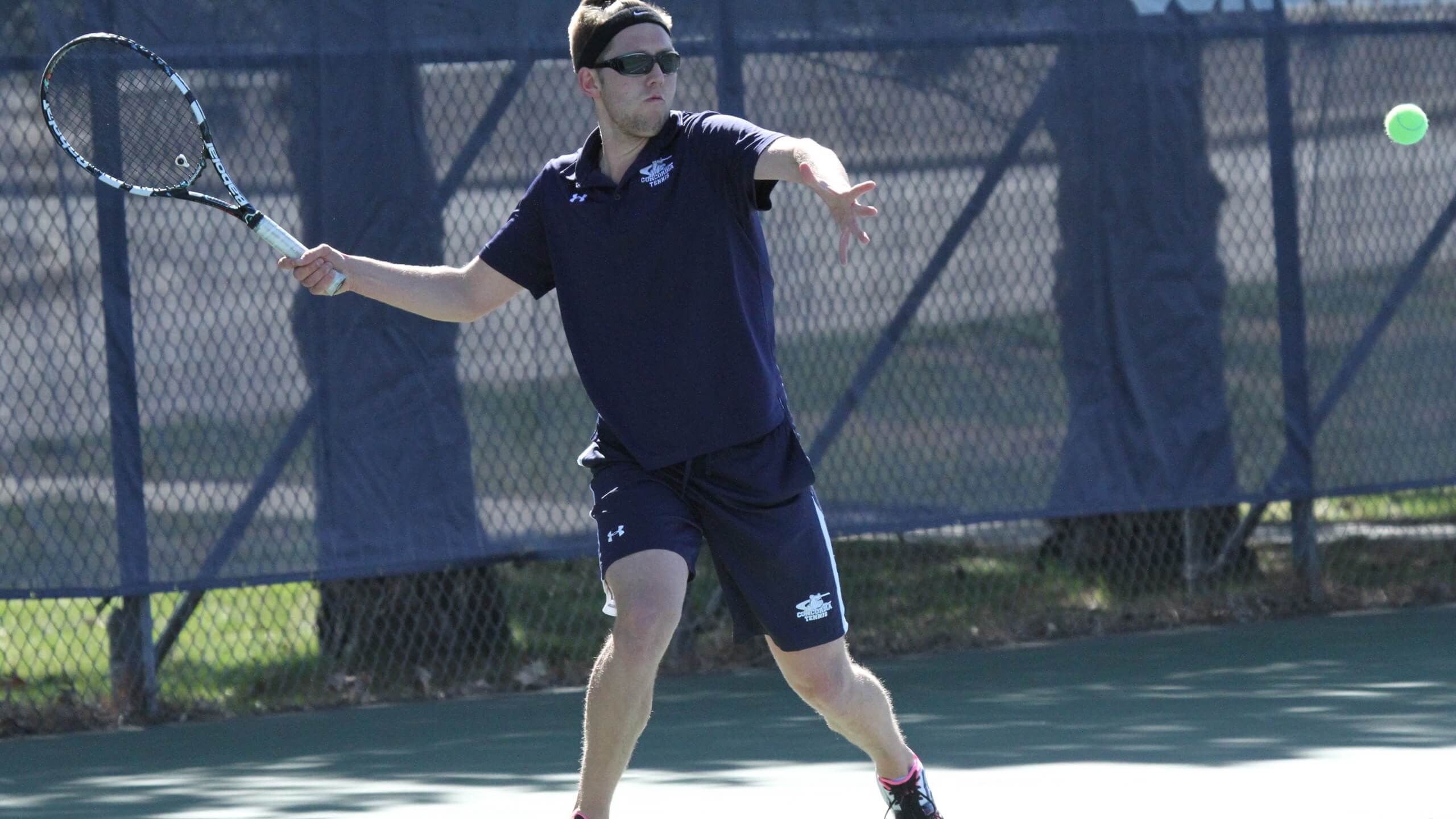 Poling picks up lone match win in team loss to William Jewell :: Men's ...